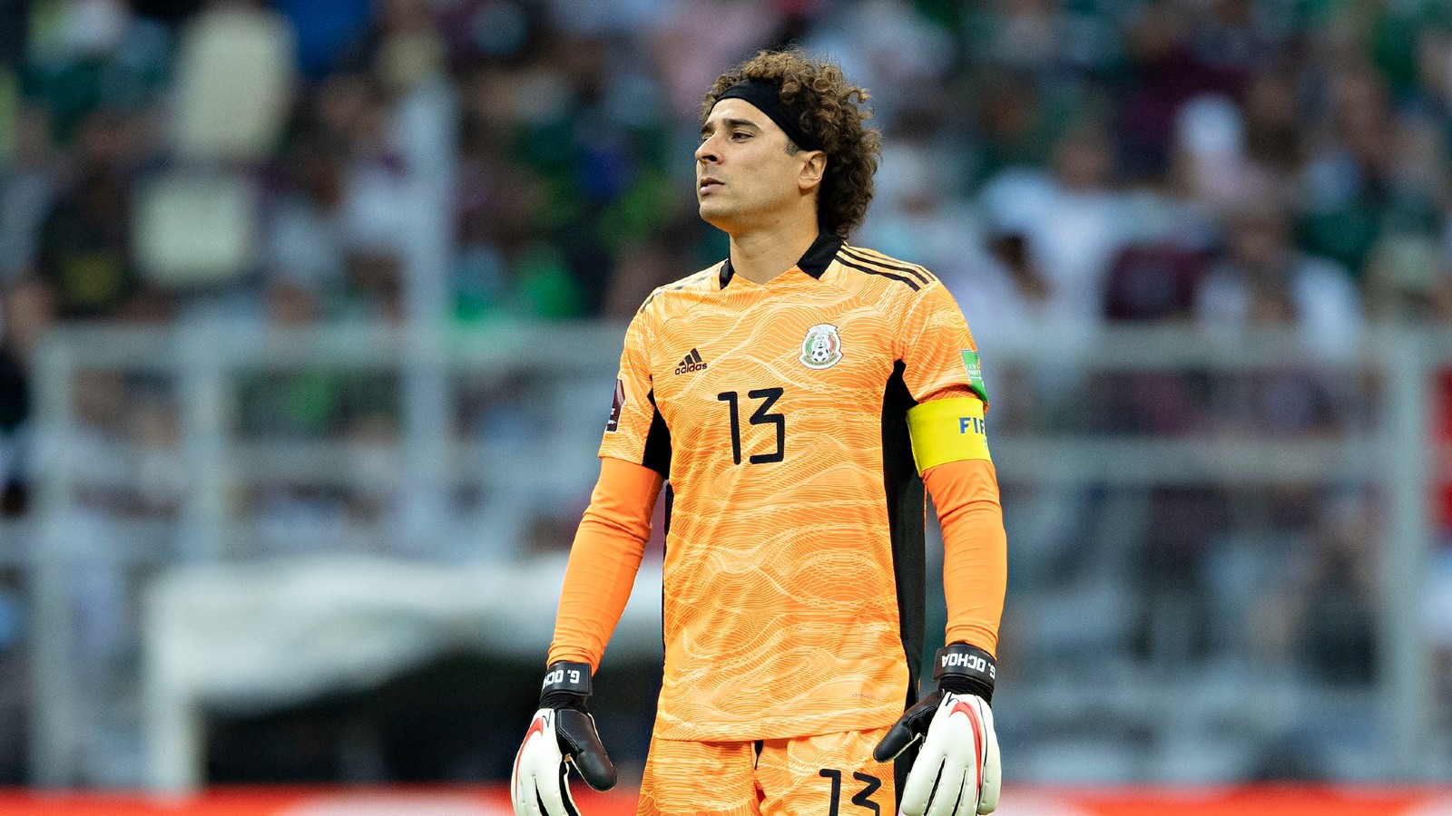 Adrián Chávez defiende a Ochoa de las críticas tras fallas: "Deben ...