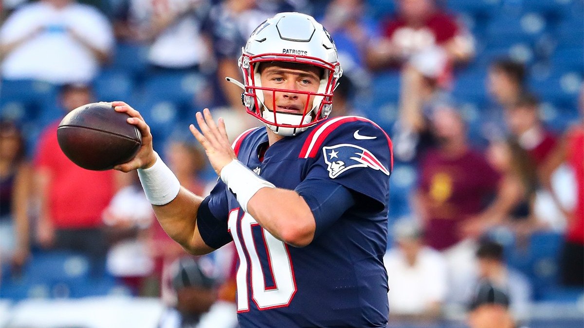 Mac Jones, el quarterback que puede ser el heredero de Tom Brady en los ...