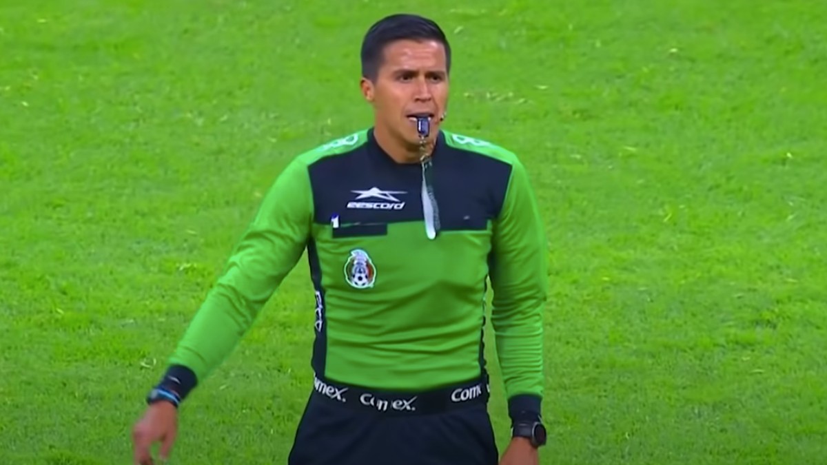 Captan a Daniel Quintero "pidiendo" respeto a futbolistas de Cruz Azul ...