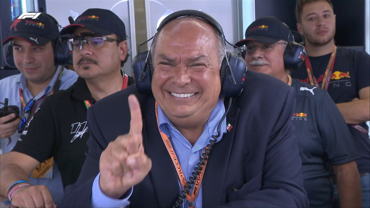 Papá de ‘Checo’ “promete” aventarse del Ángel de la Independencia si su ...